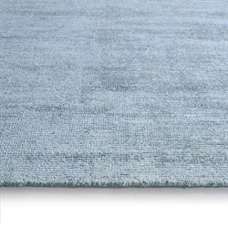 Jeziel Modern Classic Dusty Blue Bamboo Silk Solid Rug - 9'x12' 9'x12 ...