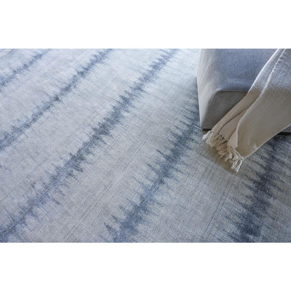 Chloe Modern Classic Light Blue Wool Patterned Rug - 8'x10'