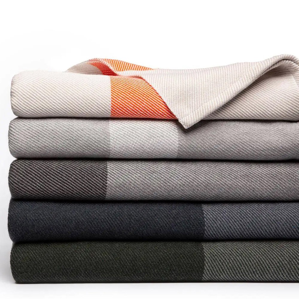 Shiloh Grey Tile Patterned Handwoven Indoor / Outdoor Throw Blanket