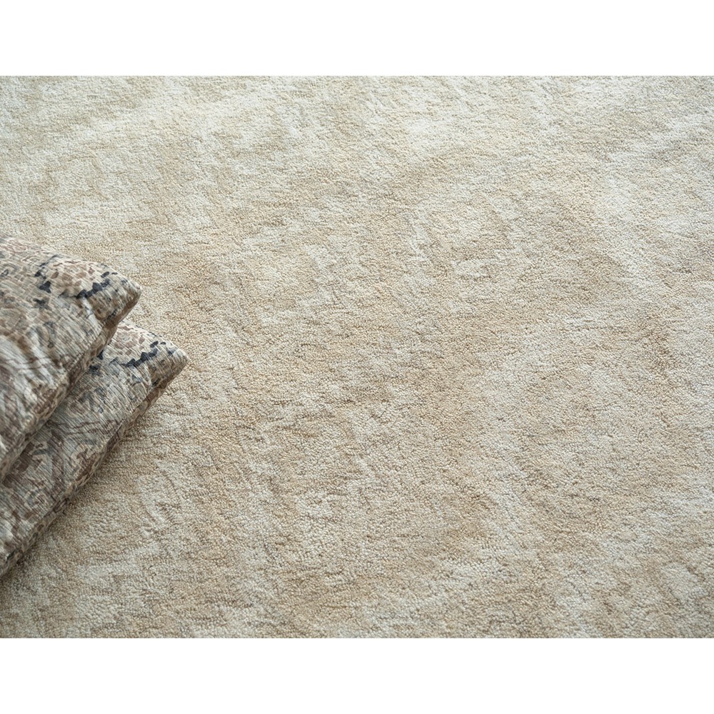 Linden Modern Classic Beige Wool Diamond Patterned Rug - 4'x6'